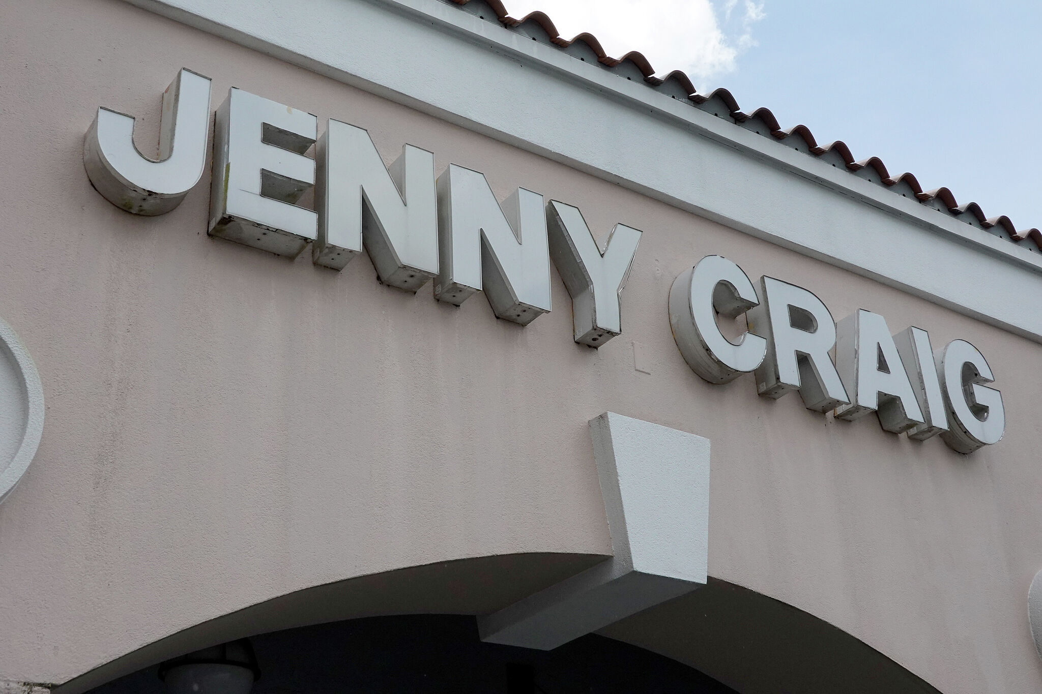 Jenny Craig plans to shut down operations | WATCH - Property News AU/NZ ...