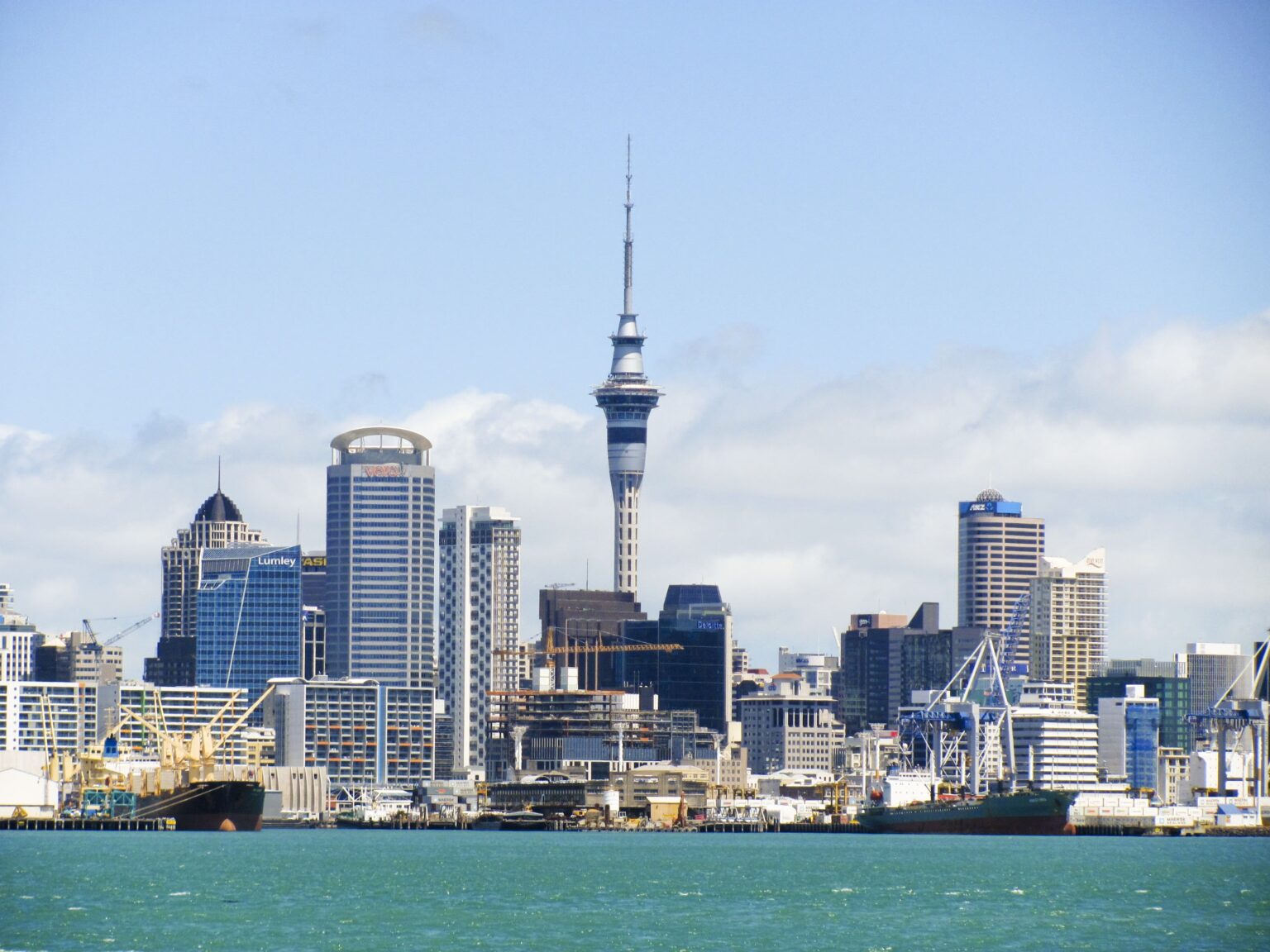 We Asked AI To Rank Auckland's Top 100 Real Estate Agents - Here's The ...
